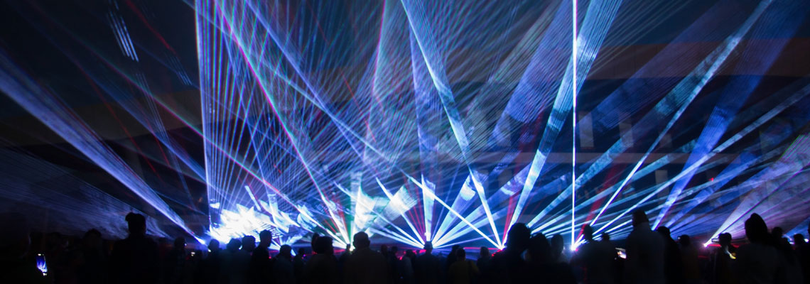 Comment choisir un laser show pour son événement